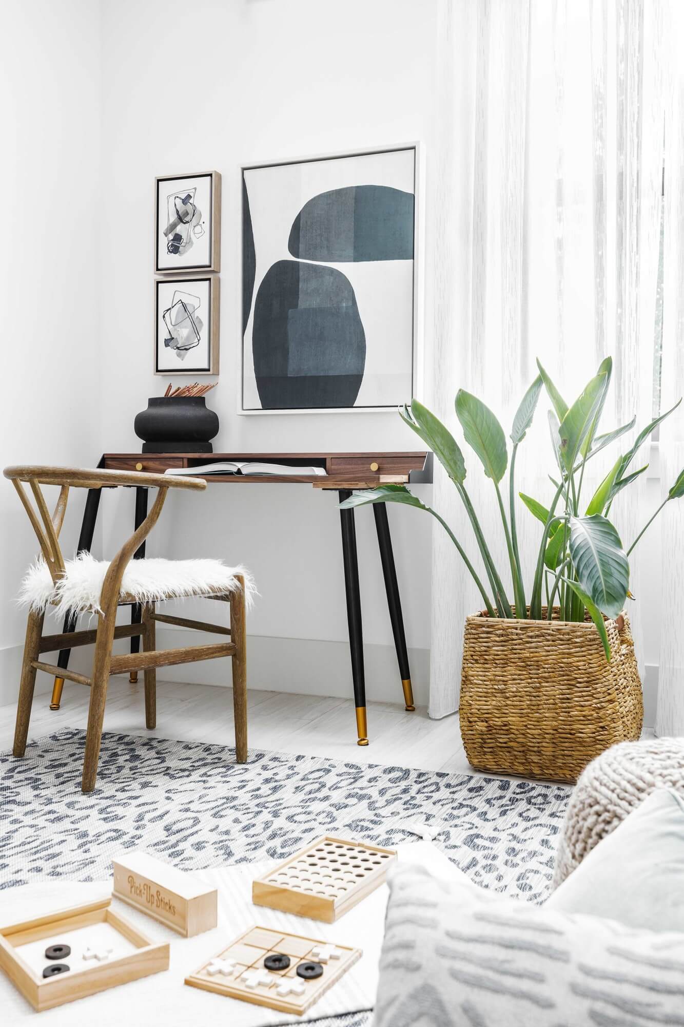 Home Office Desk Decor Ideas | Ashley
